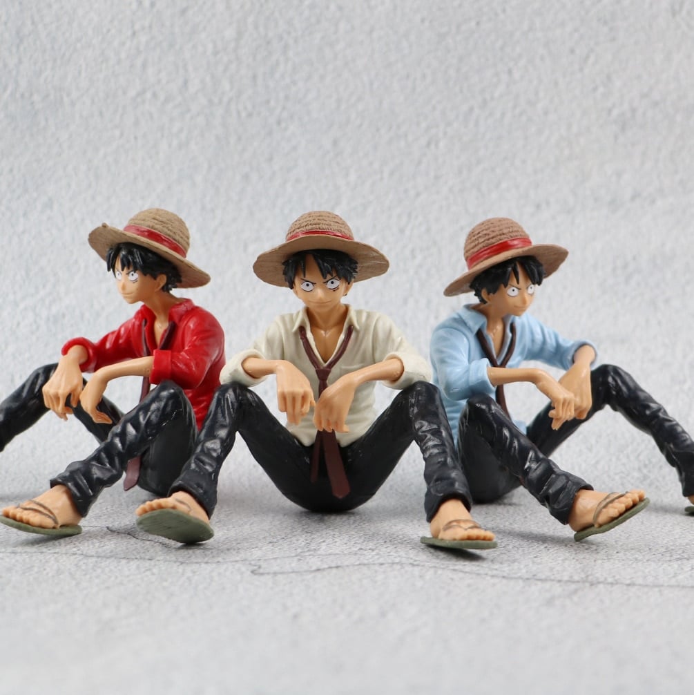 Figurine One Piece Monkey D. Luffy assis • Enfant World